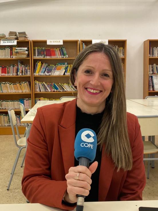 Ana Morell también está con nosotros en el Lluis Vives para hablar de ...
